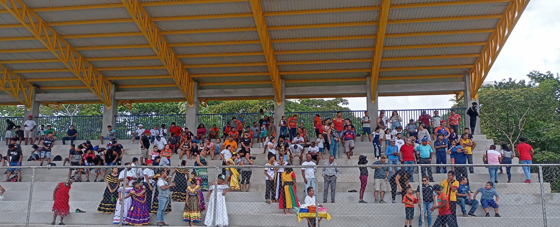Inauguran en Bluefields entechado de Estadio Municipal de Fútbol